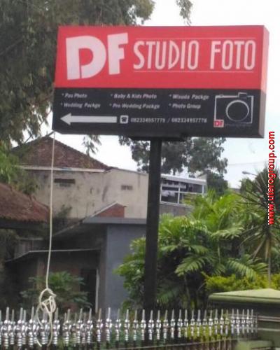 Detail Produk : DF Studio Foto | Utero Advertising